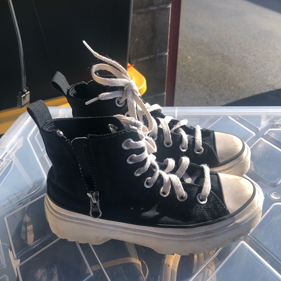 Converse | Shoes | Converse All Star Girls High Top Kids Black Hightop ...